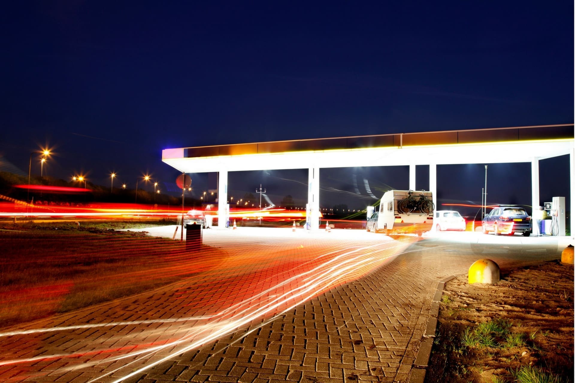 Ontdek onze tankkaart voor meerdere merken - MAES